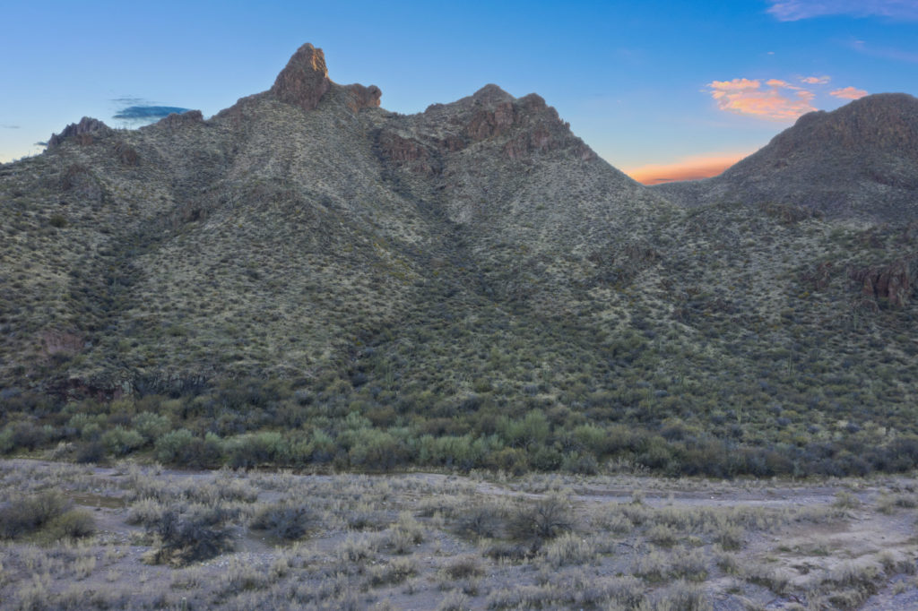 5102 N Castle Hot Springs Road | Morristown - Private Client Group